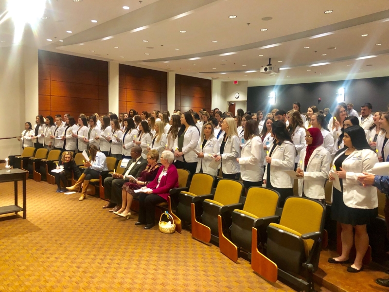 Goldfarb Nursing Students Journey Begins with a Pledge | Goldfarb