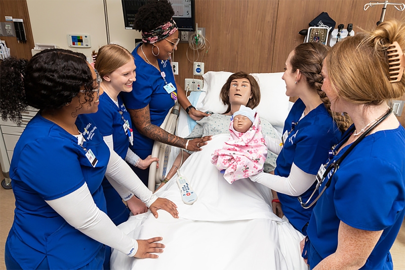 Technological Transformation Reimagines Nursing Education | Goldfarb